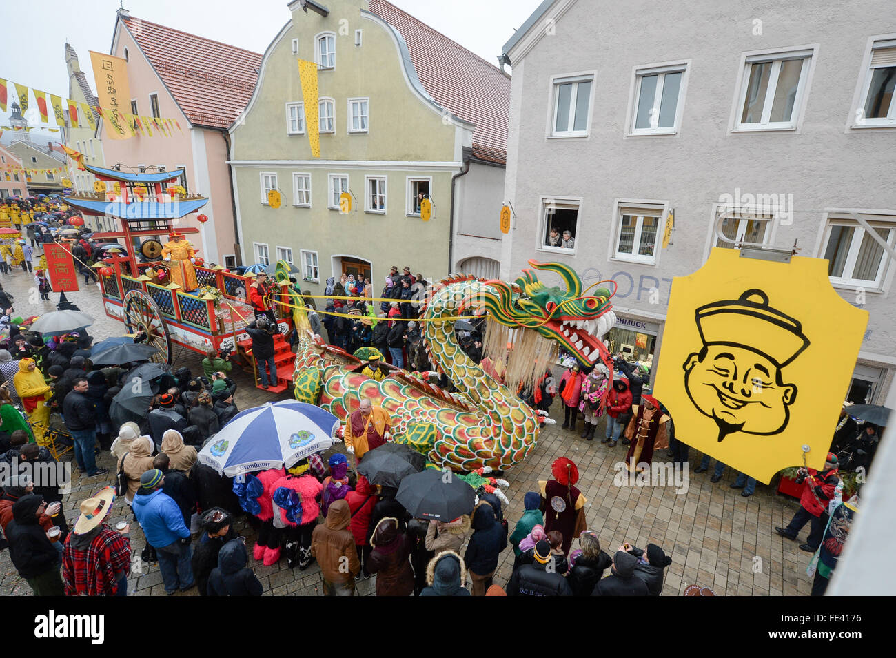 Dietfurt, Germany. 04th Feb, 2016. A group with a Chinese dragon takes ...