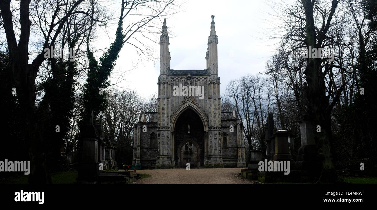 Nunhead cemetery london hi-res stock photography and images - Alamy