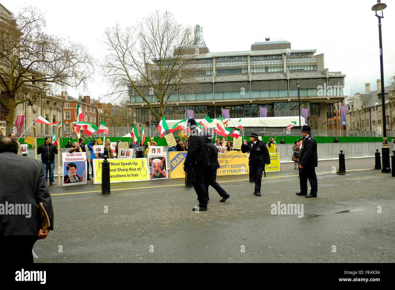 London,UK. 4th February. 2016. Iranian exiles protest outside the QE2 ...
