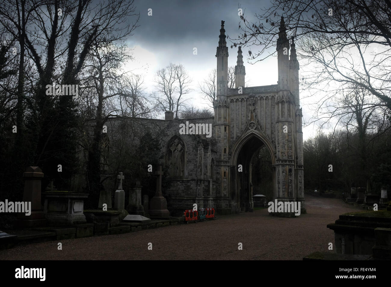 Nunhead chapel hi-res stock photography and images - Alamy