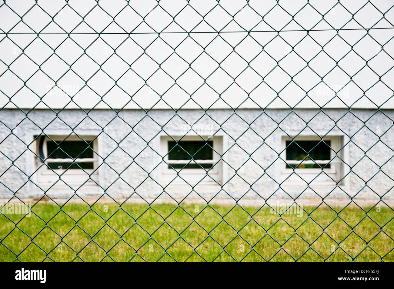 Chain link mesh hi-res stock photography and images - Alamy