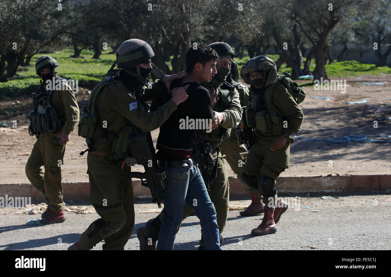 Jenin, West Bank city of Jenin. 4th Feb, 2016. Israeli soldiers detain ...