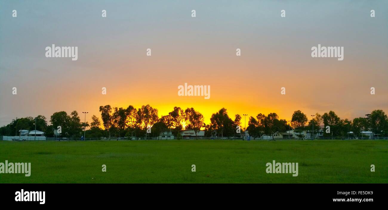 Grass field no people hi-res stock photography and images - Alamy