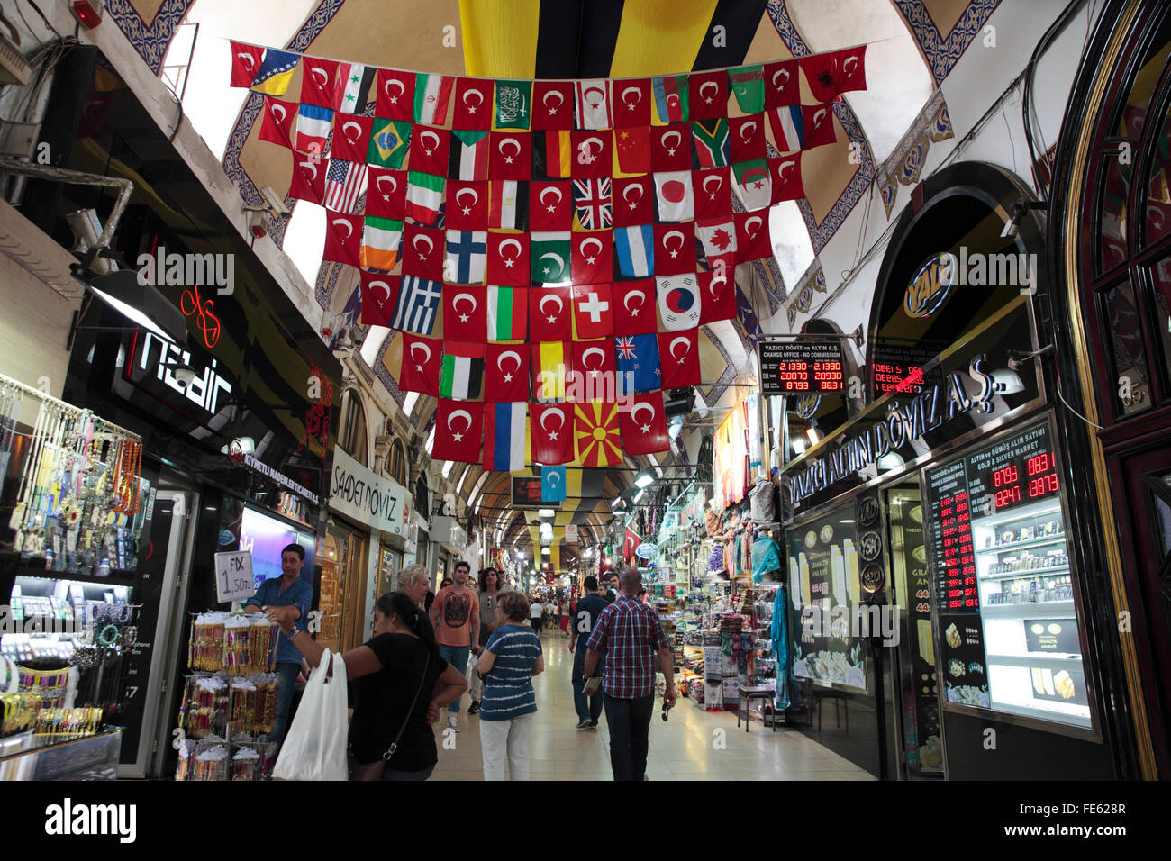 Turkish flags grand bazaar hi-res stock photography and images - Alamy