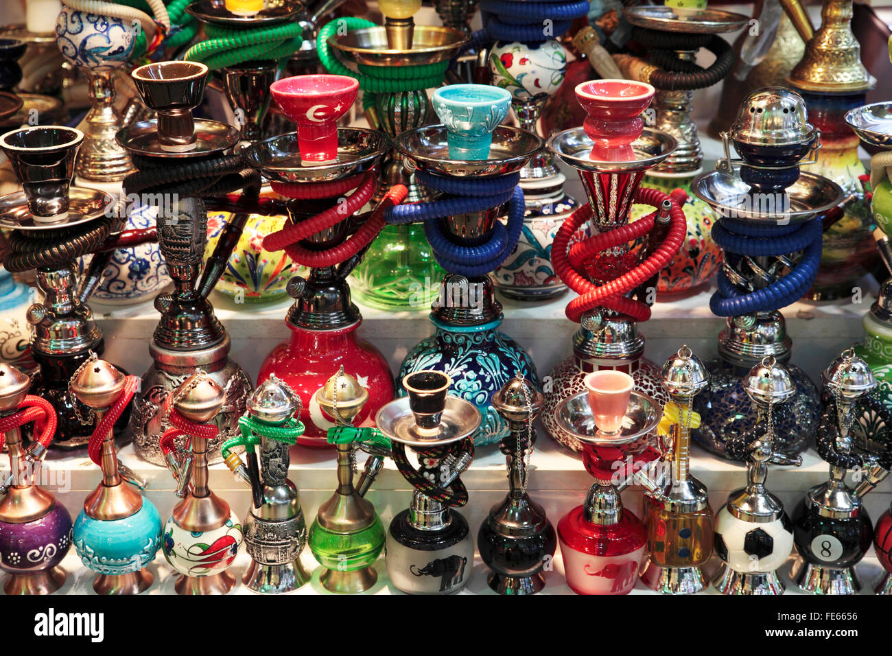 Souvenir smoking pipes hi-res stock photography and images - Alamy