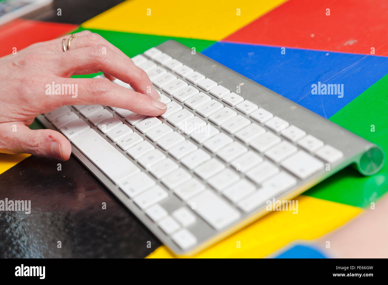 Using a keyboard hi-res stock photography and images - Alamy