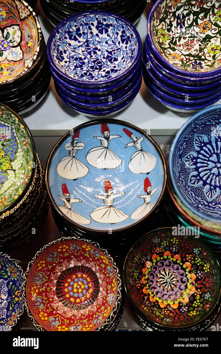 Colorful Turkish Ceramic Souvenirs in Istanbul, Turkey Stock Photo - Alamy