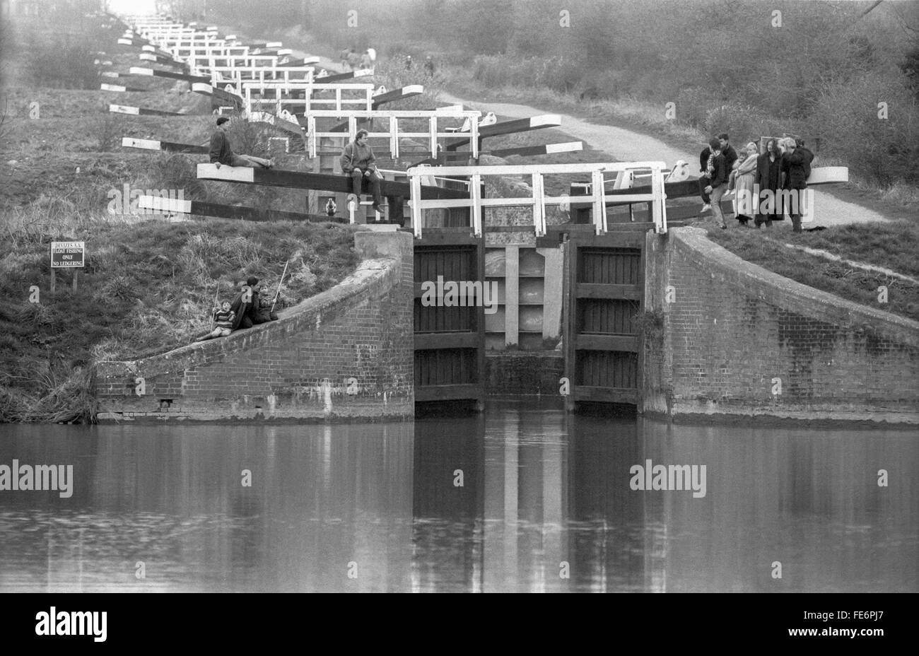 Devizes canal locks Black and White Stock Photos & Images - Alamy