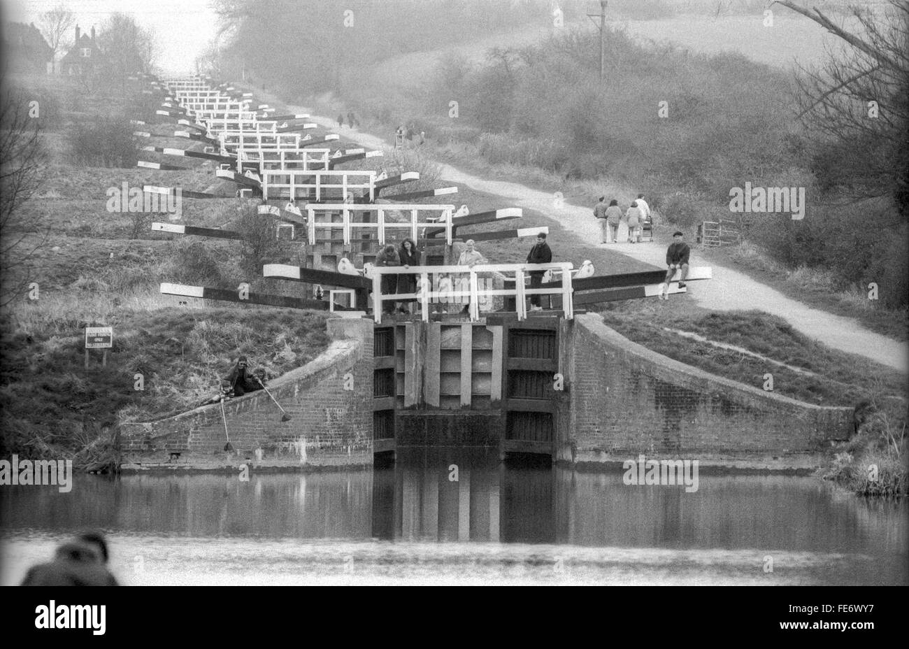 Devizes canal locks Black and White Stock Photos & Images - Alamy