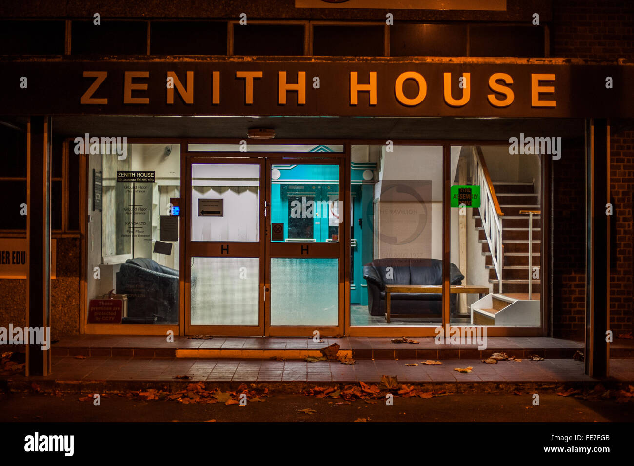 Council estate night hi-res stock photography and images - Alamy