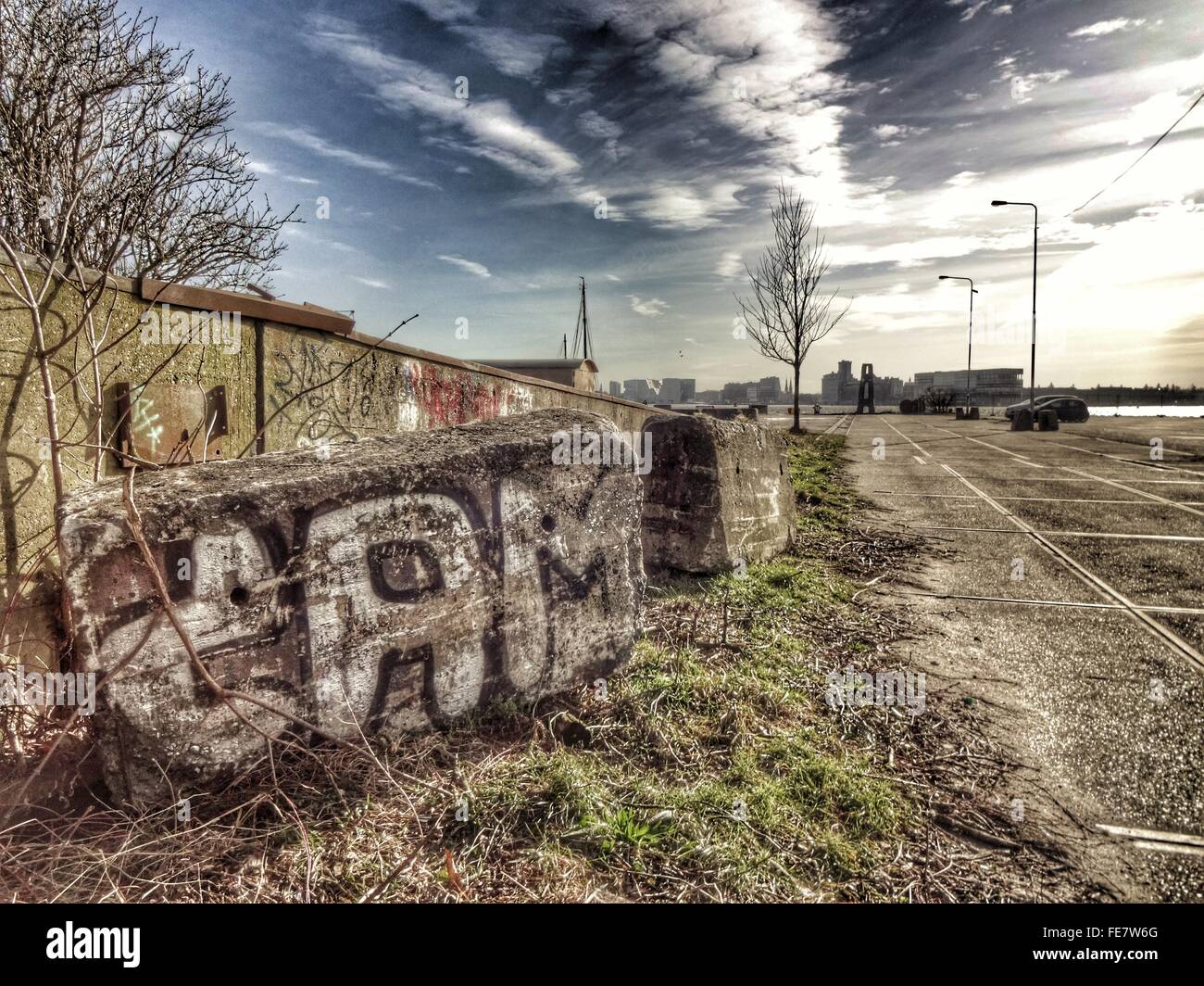 Graffiti On Concrete High Resolution Stock Photography and Images - Alamy
