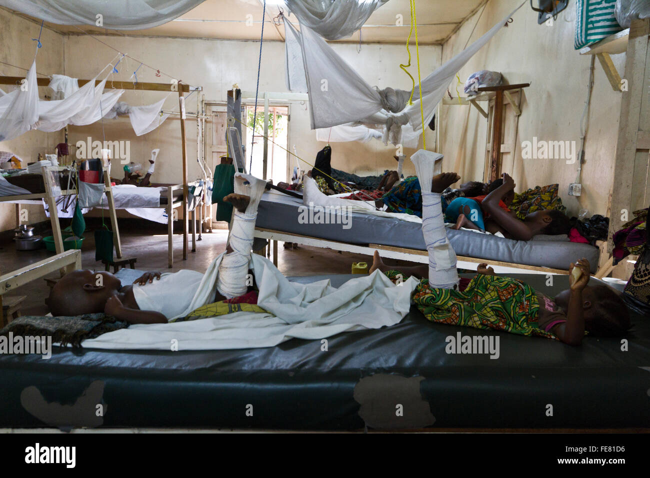 Orthopedic and Pediatric care in the MSF hospital , Rutshuru, North ...