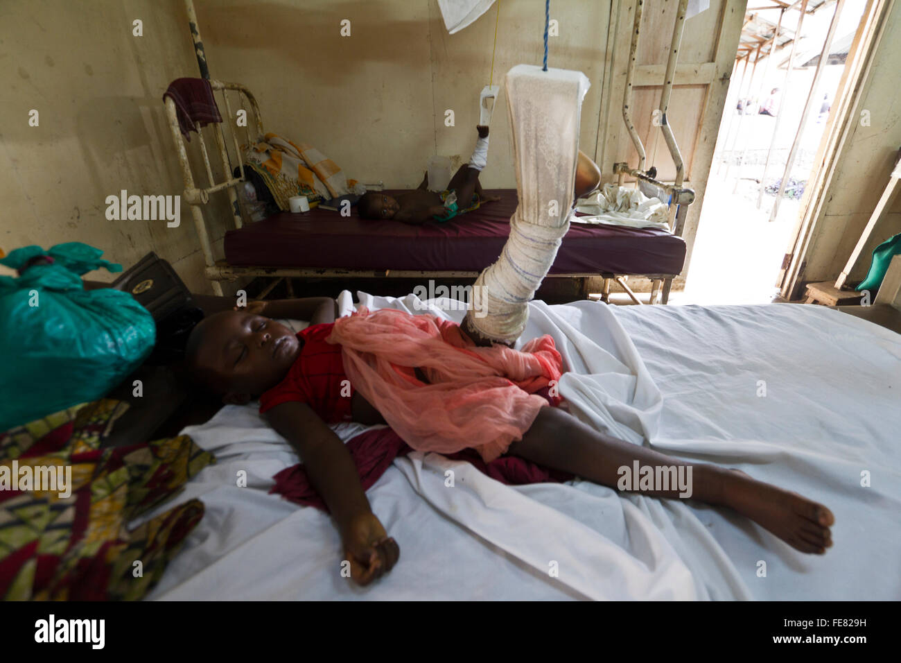 Orthopedic and Pediatric care in the MSF hospital , Rutshuru, North ...