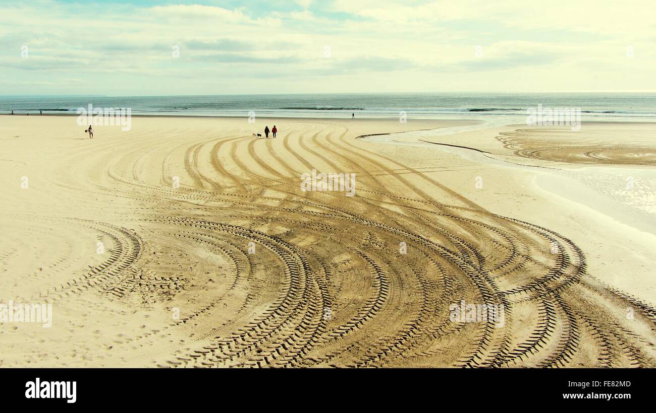 Marks on the beach hi-res stock photography and images - Alamy