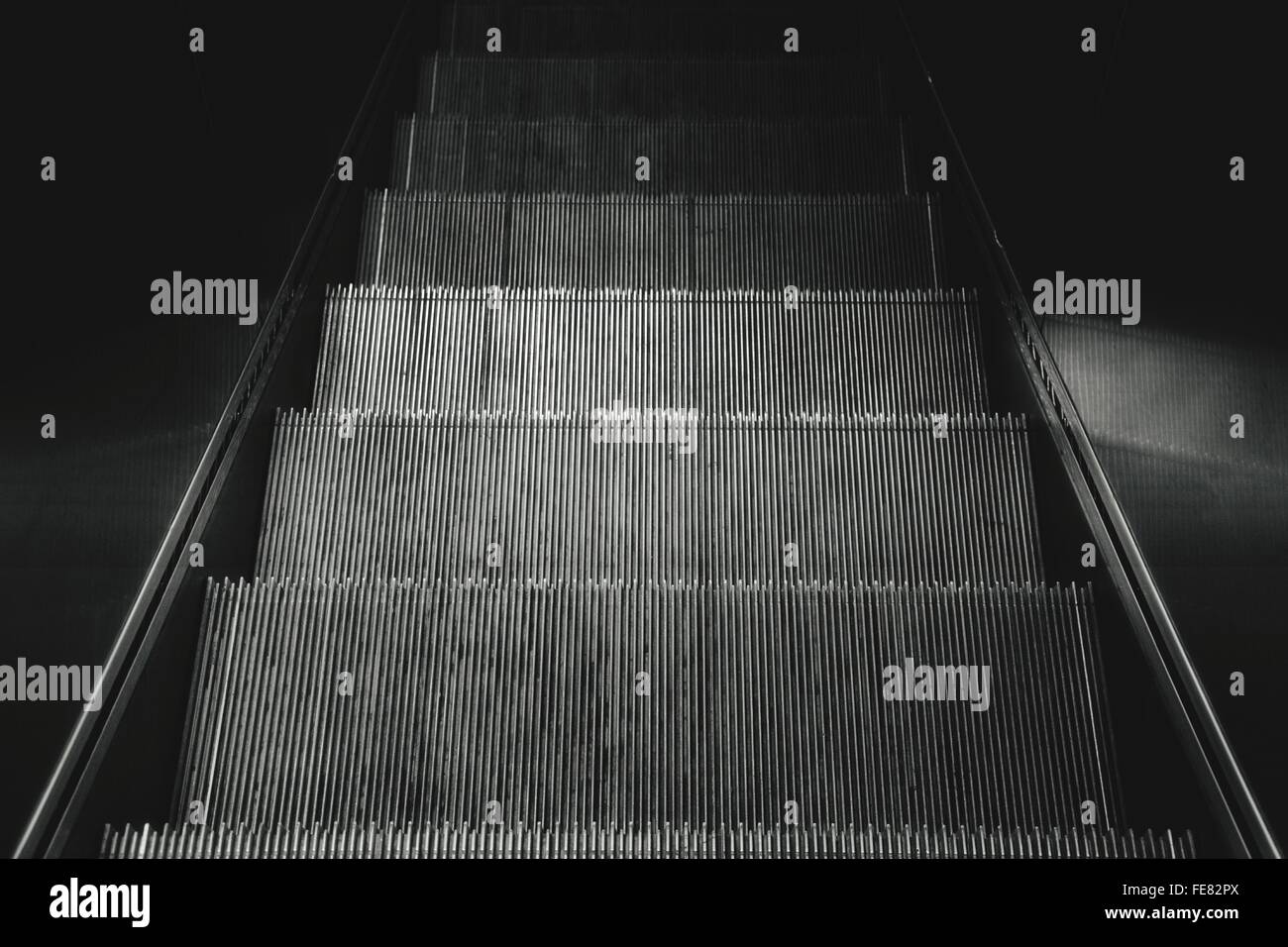 Escalator close up steps hi-res stock photography and images - Alamy