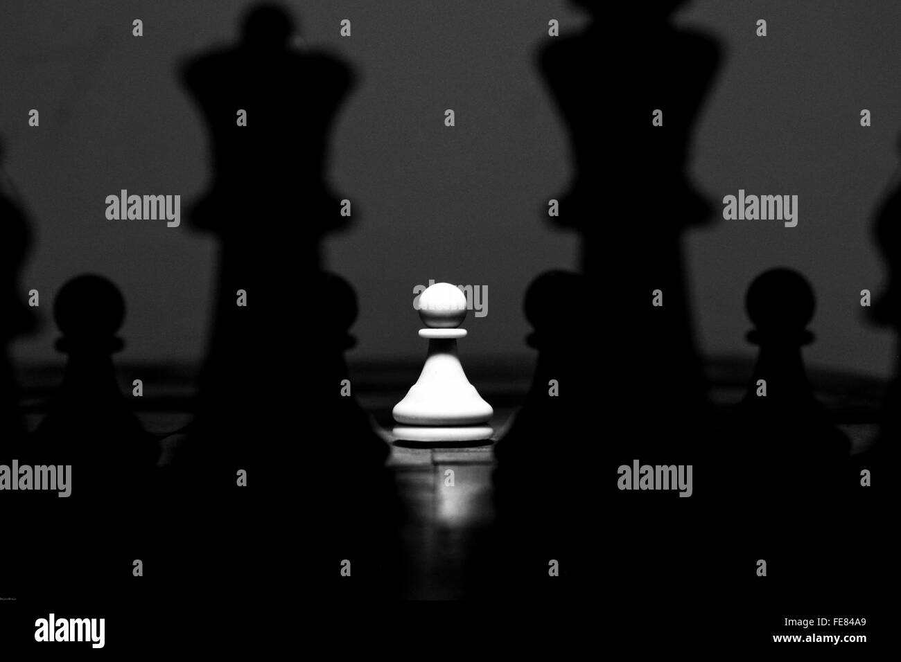 White chess hi-res stock photography and images - Alamy