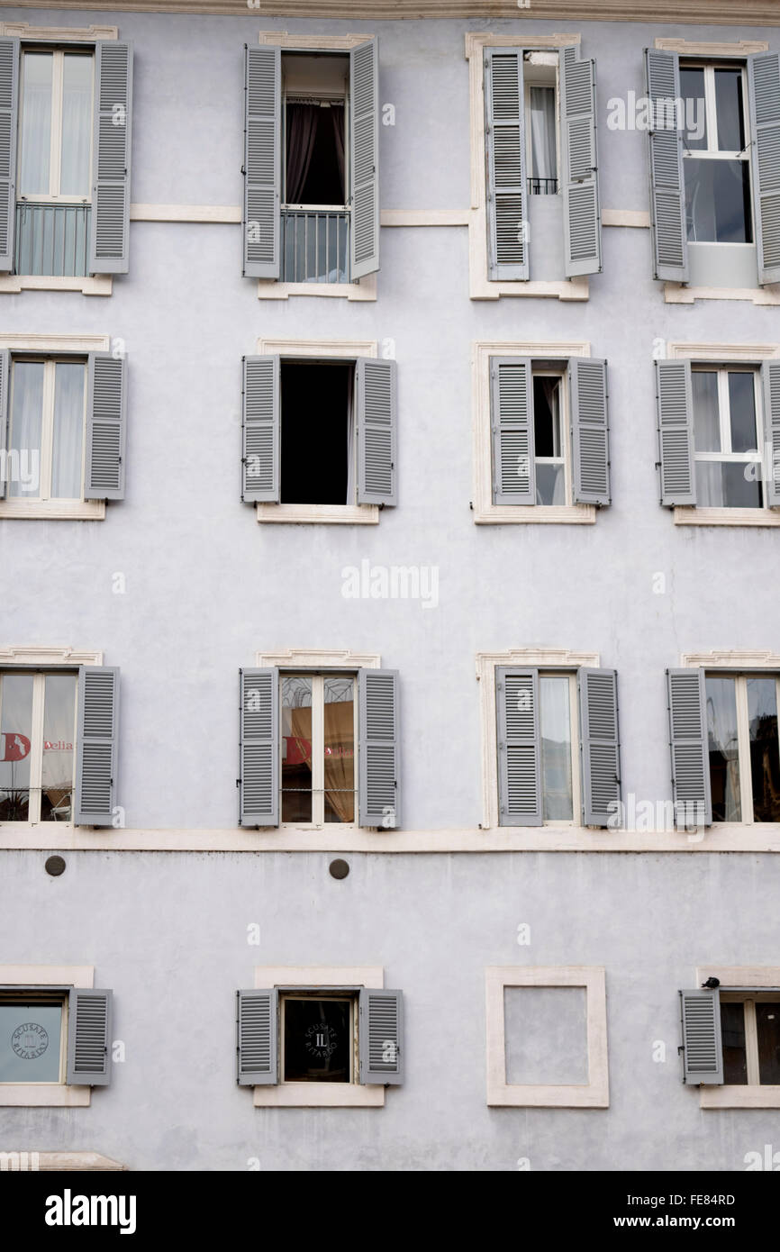 sequence of windows of a wall of a historic building in Rome Stock ...