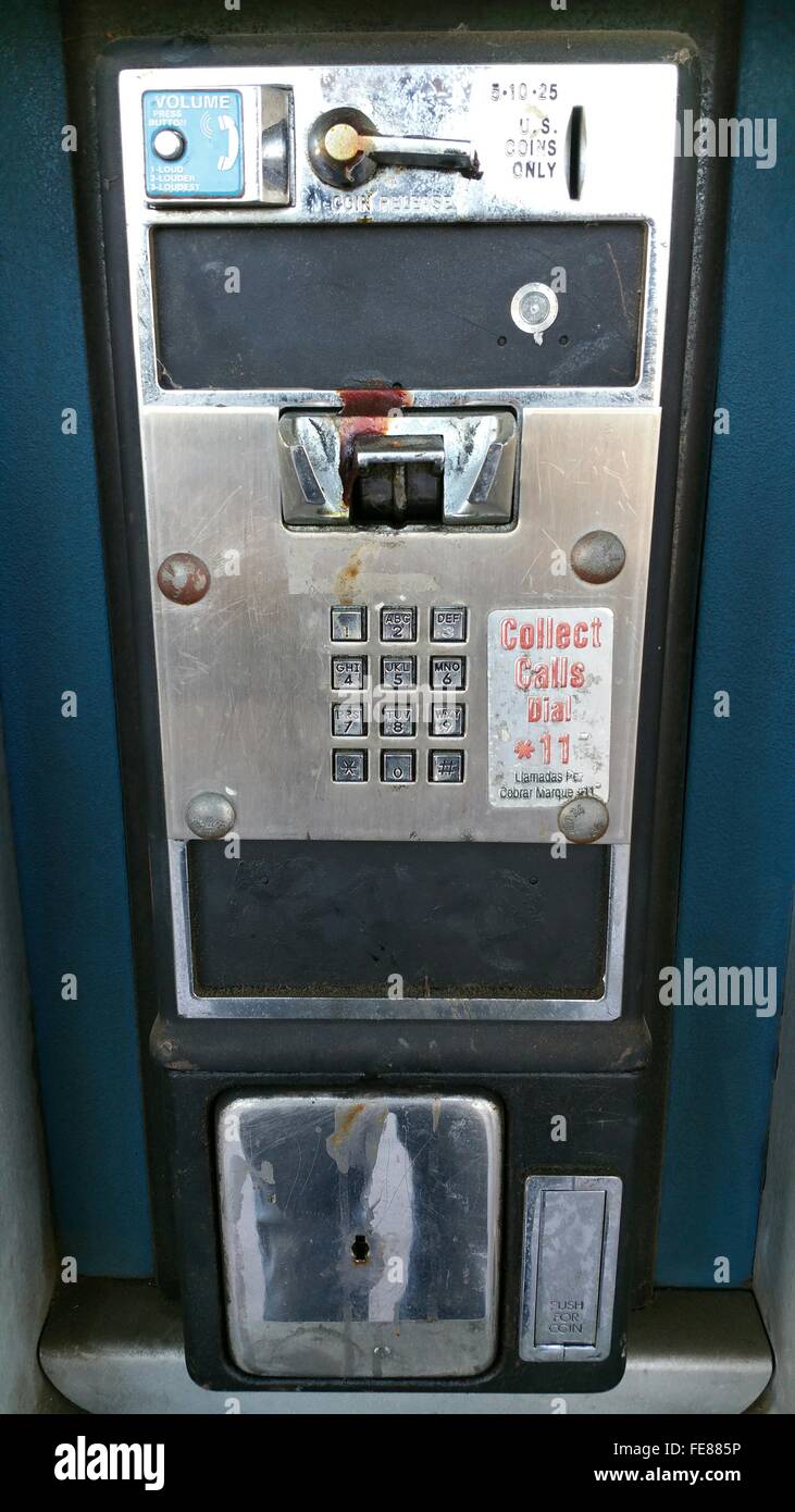 Push button pay phone hi-res stock photography and images - Alamy