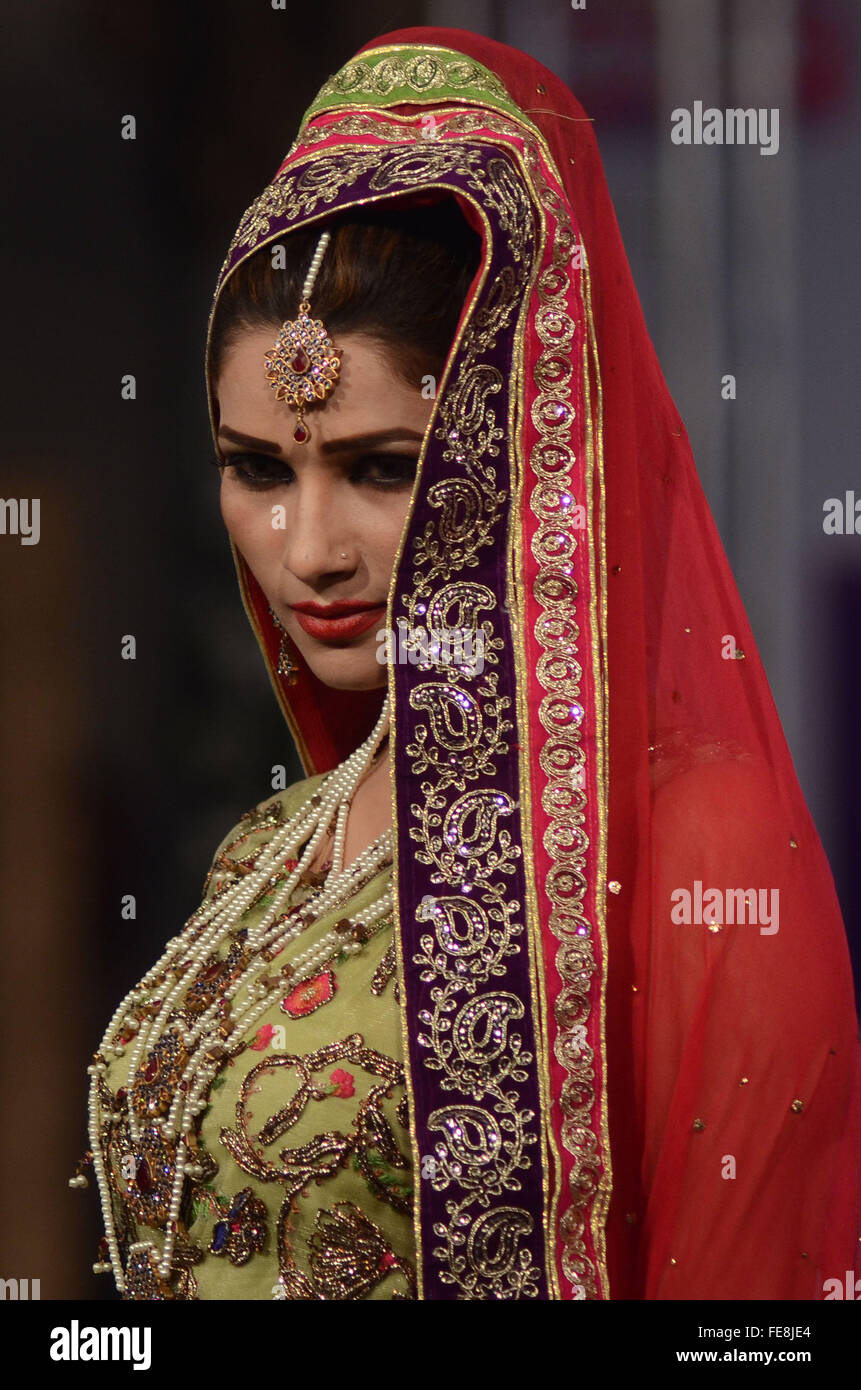 Lahore, Pakistan. 04th Feb, 2016. Pakistani model presents the creation ...