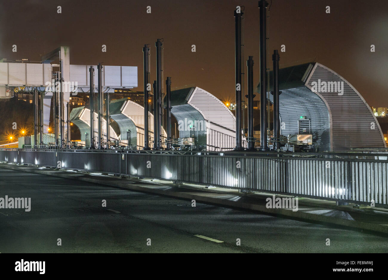 Cardiff bay barrage at night Stock Photo - Alamy