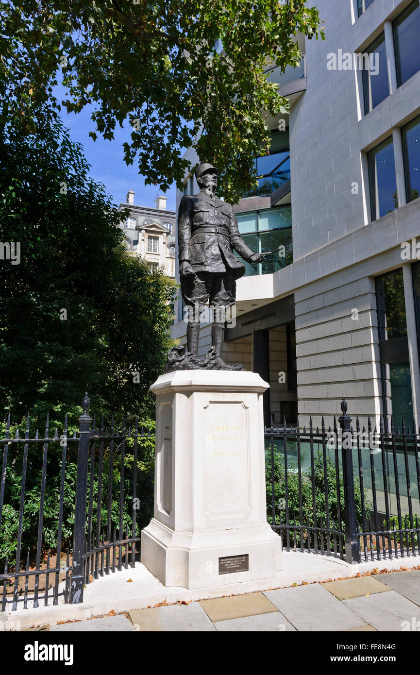 A statue of General Charles De Gaulle, London, United Kingdom Stock ...