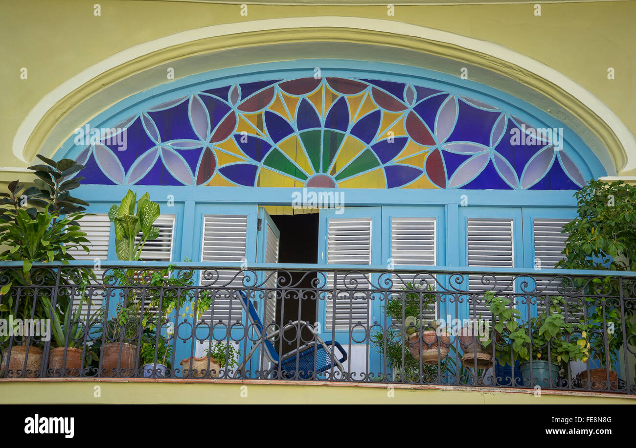 Havanas plaza vieja hi-res stock photography and images - Alamy