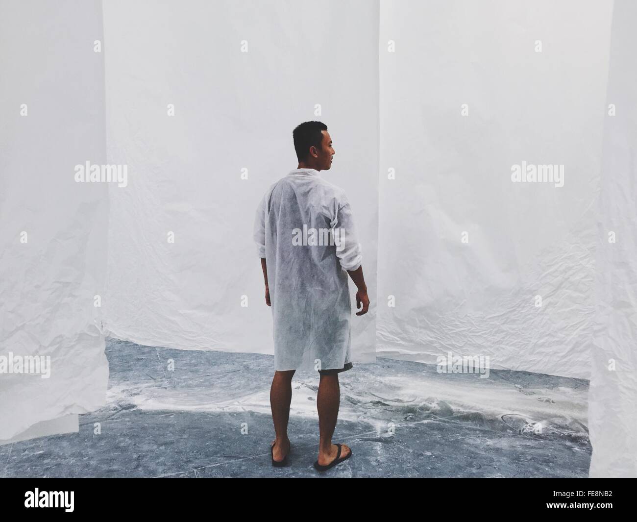 Man Rear View High Resolution Stock Photography and Images - Alamy