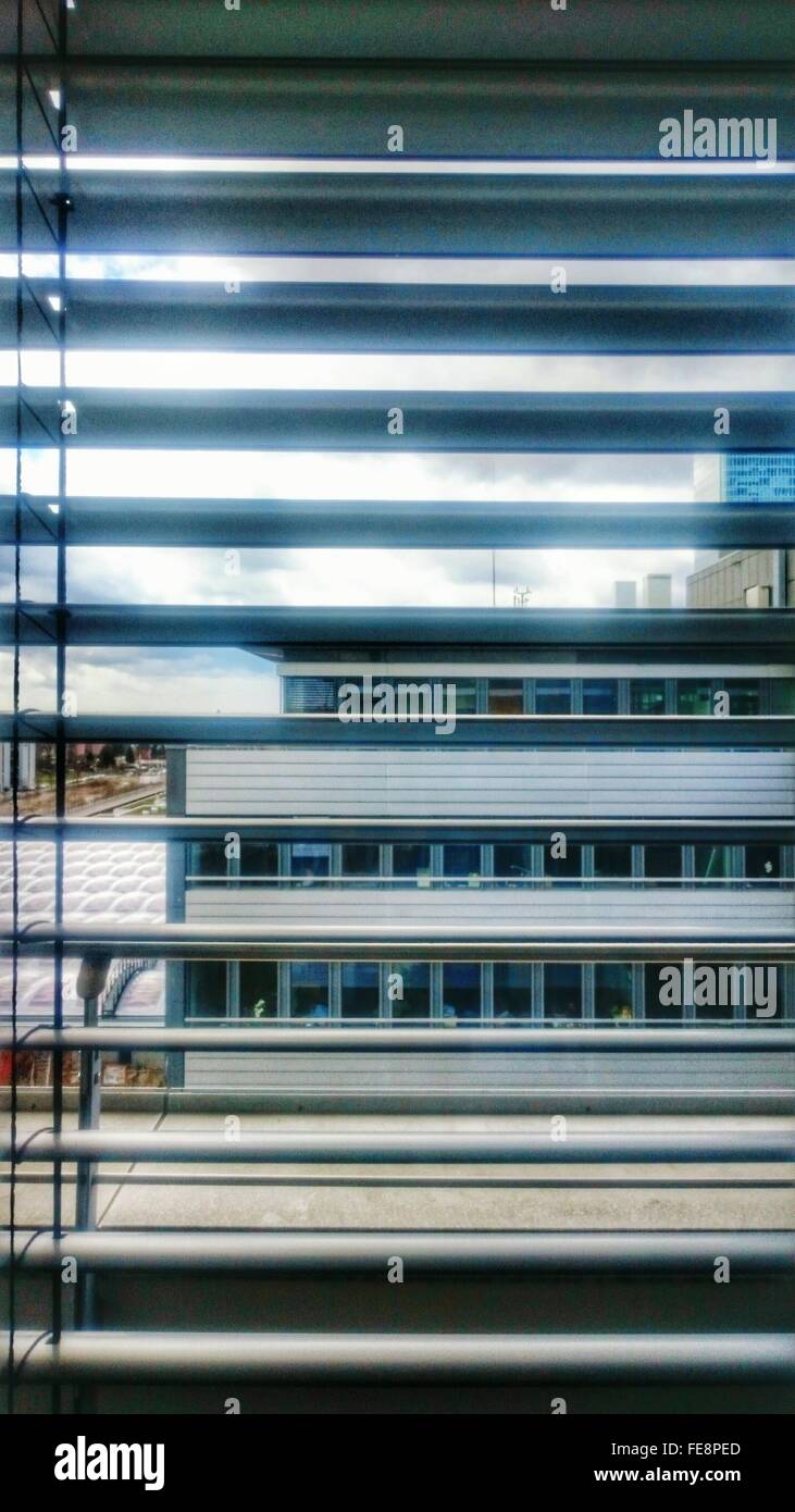 Open office window hi-res stock photography and images - Alamy