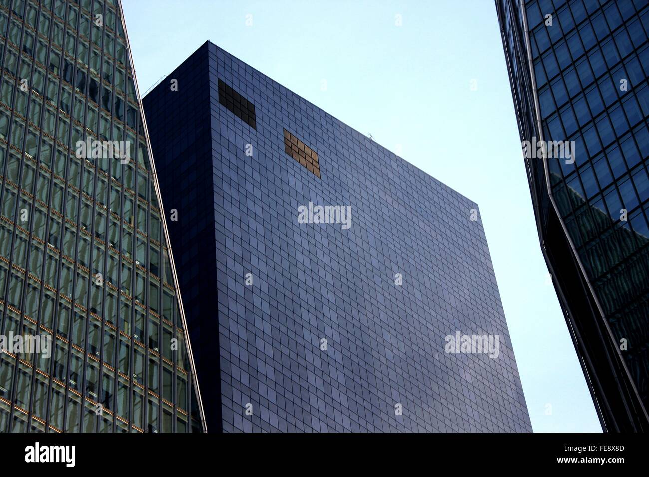 Modern black glass architecture hi-res stock photography and images - Alamy