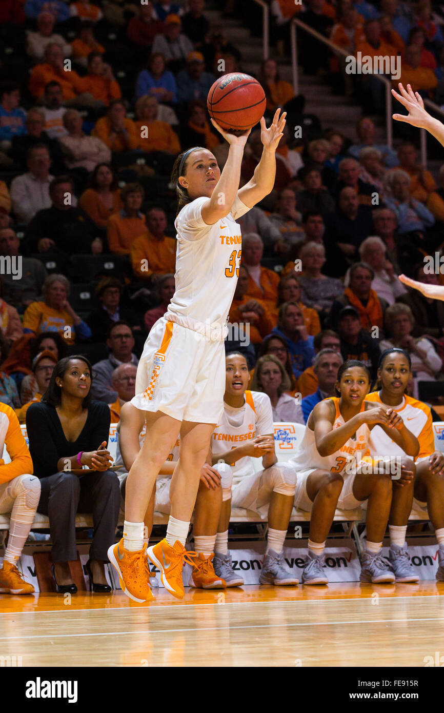 February 4, 2016: Alexa Middleton #33 of the Tennessee Lady Volunteers ...