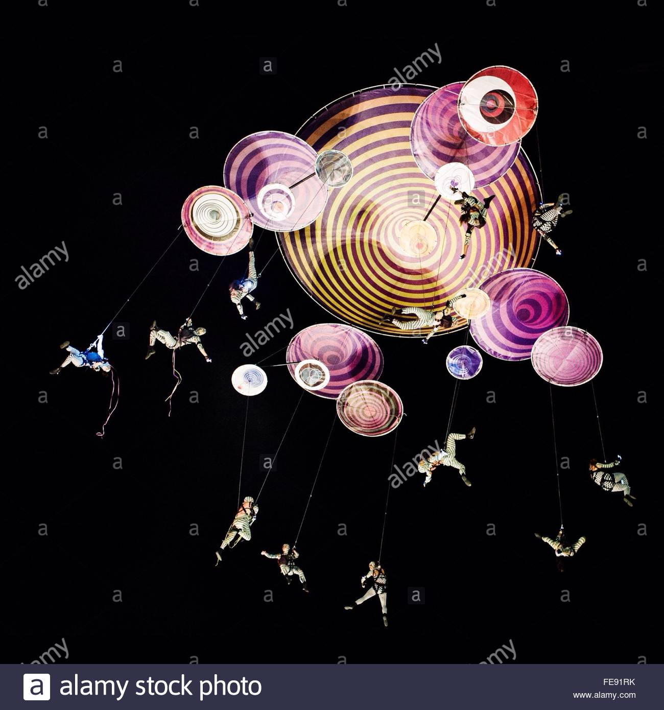 Aerial Circus Stock Photos & Aerial Circus Stock Images - Alamy