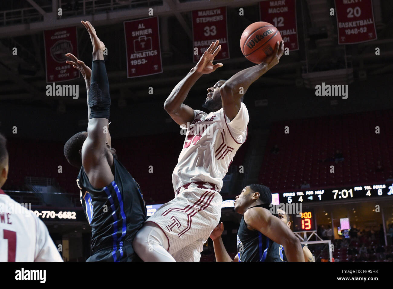 Philadelphia, Pennsylvania, USA. 4th Feb, 2016. Temple Owls guard DEVIN ...