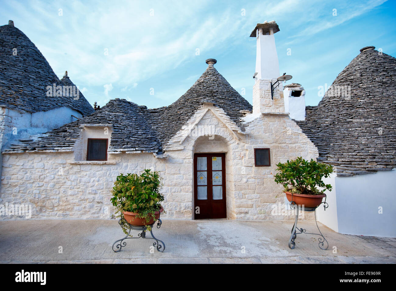 ALBEROBELLO, Traditional trulli houses in Alberobello, Italy Stock ...