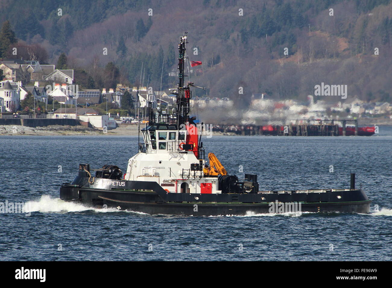 SD Impetus, a Faslane-based tug, heading down the Clyde during Exercise ...