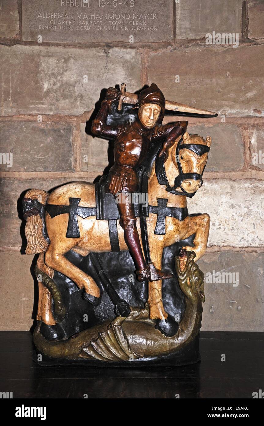 Statue of knight and dragon hi-res stock photography and images - Alamy