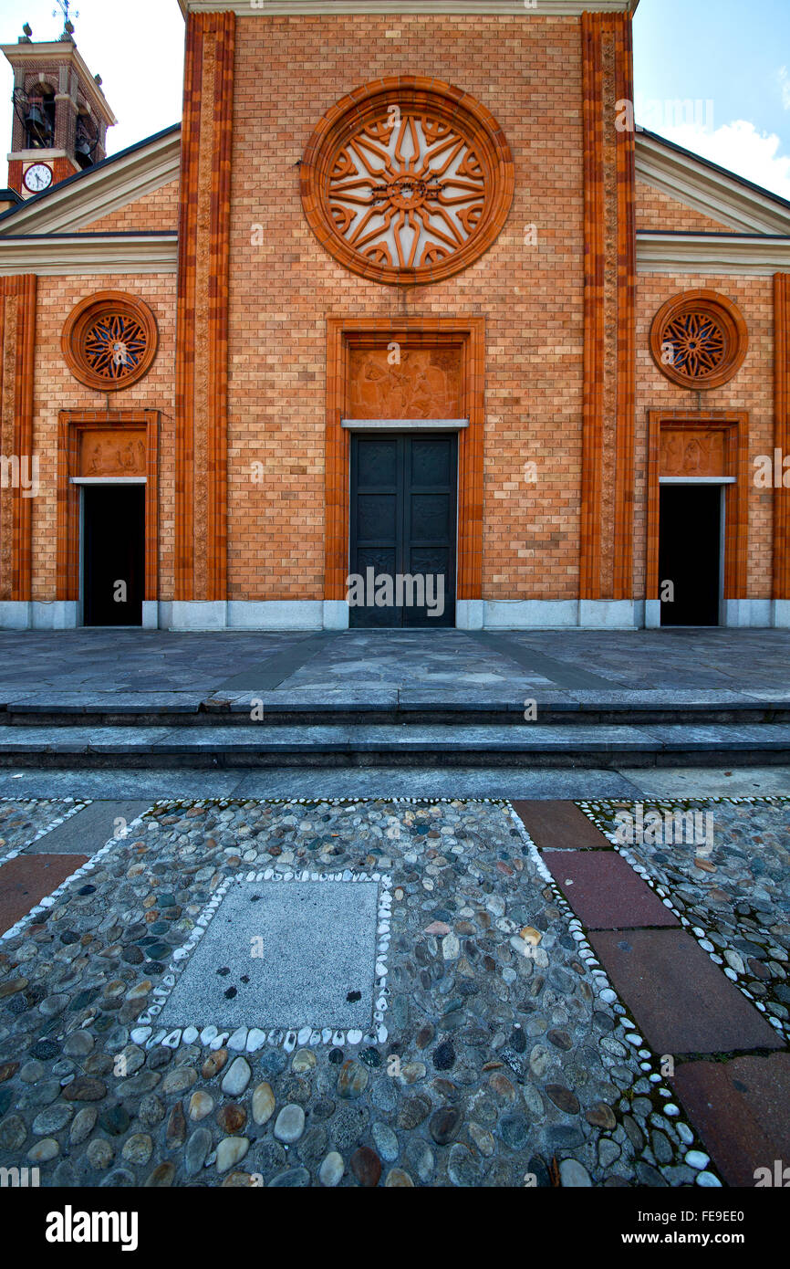 church in the vergiate closed brick tower sidewalk italy lombardy old ...