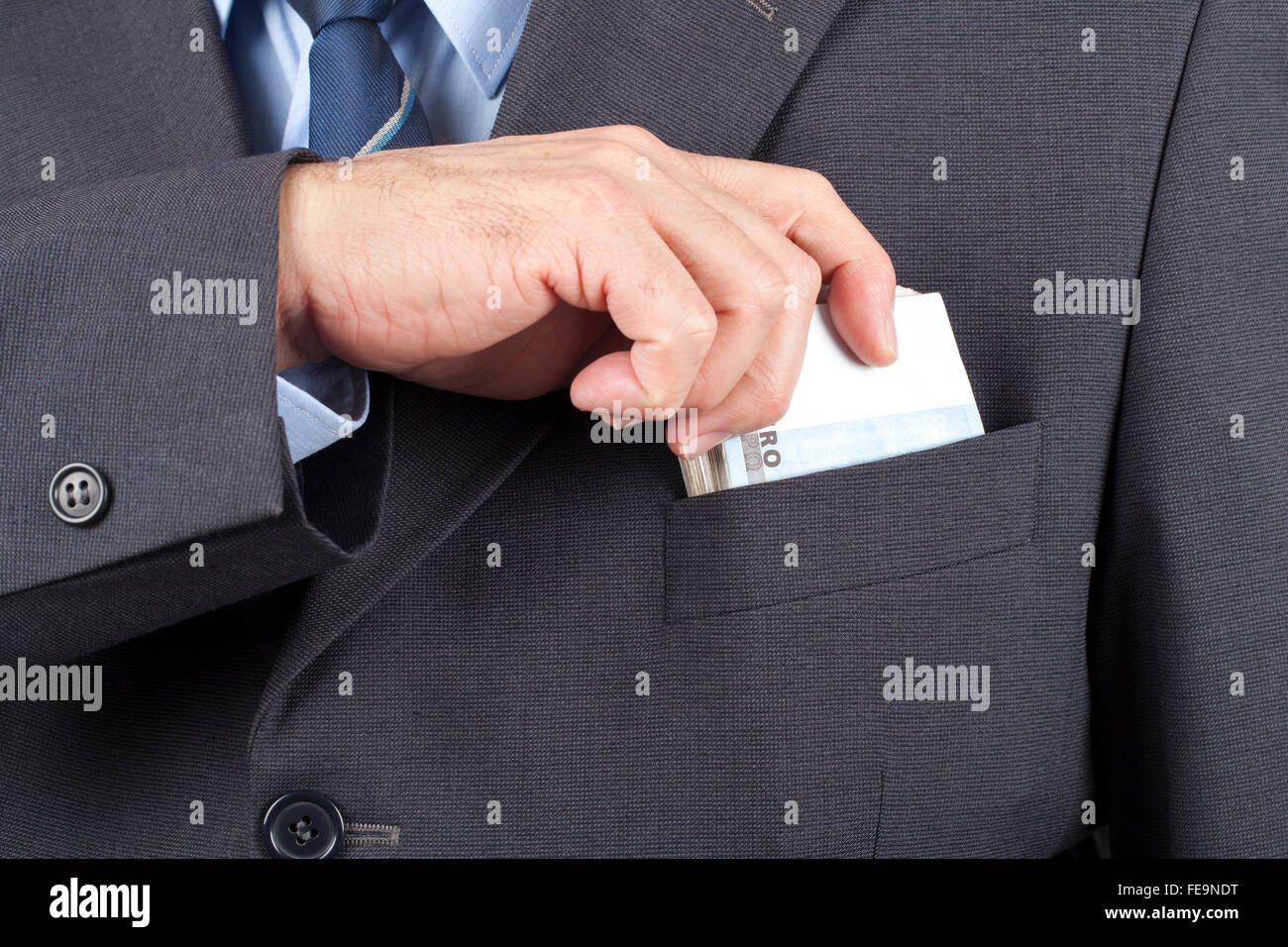 Money in my pocket hi-res stock photography and images - Alamy