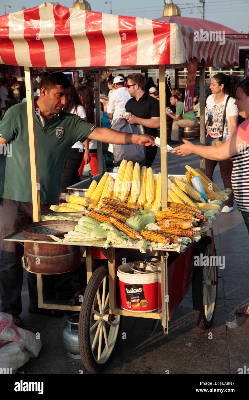 Food stall selling corn hi-res stock photography and images - Alamy