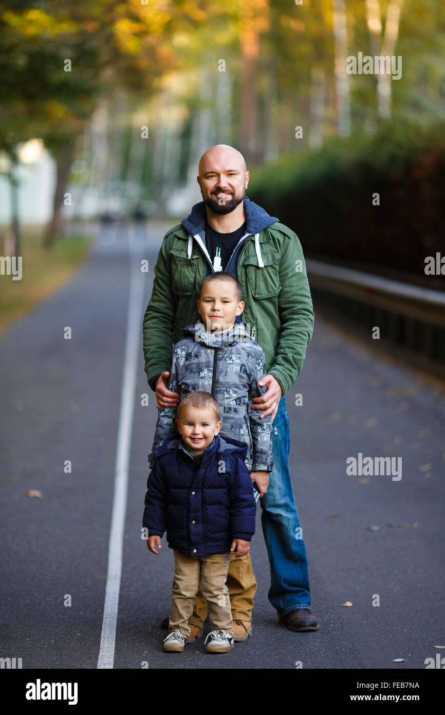 Father hugging a child hi-res stock photography and images - Alamy