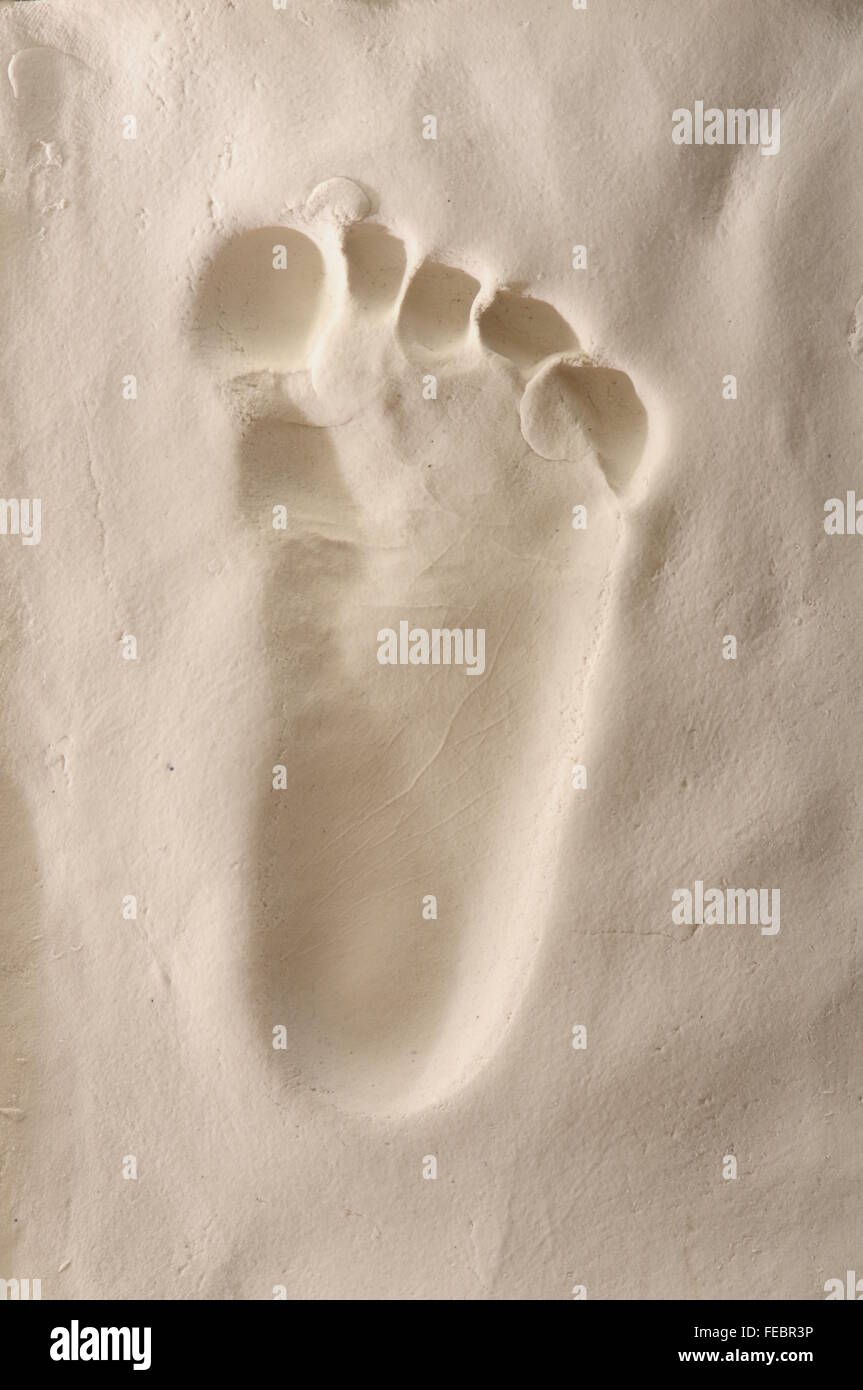 Right foot print hi-res stock photography and images - Alamy