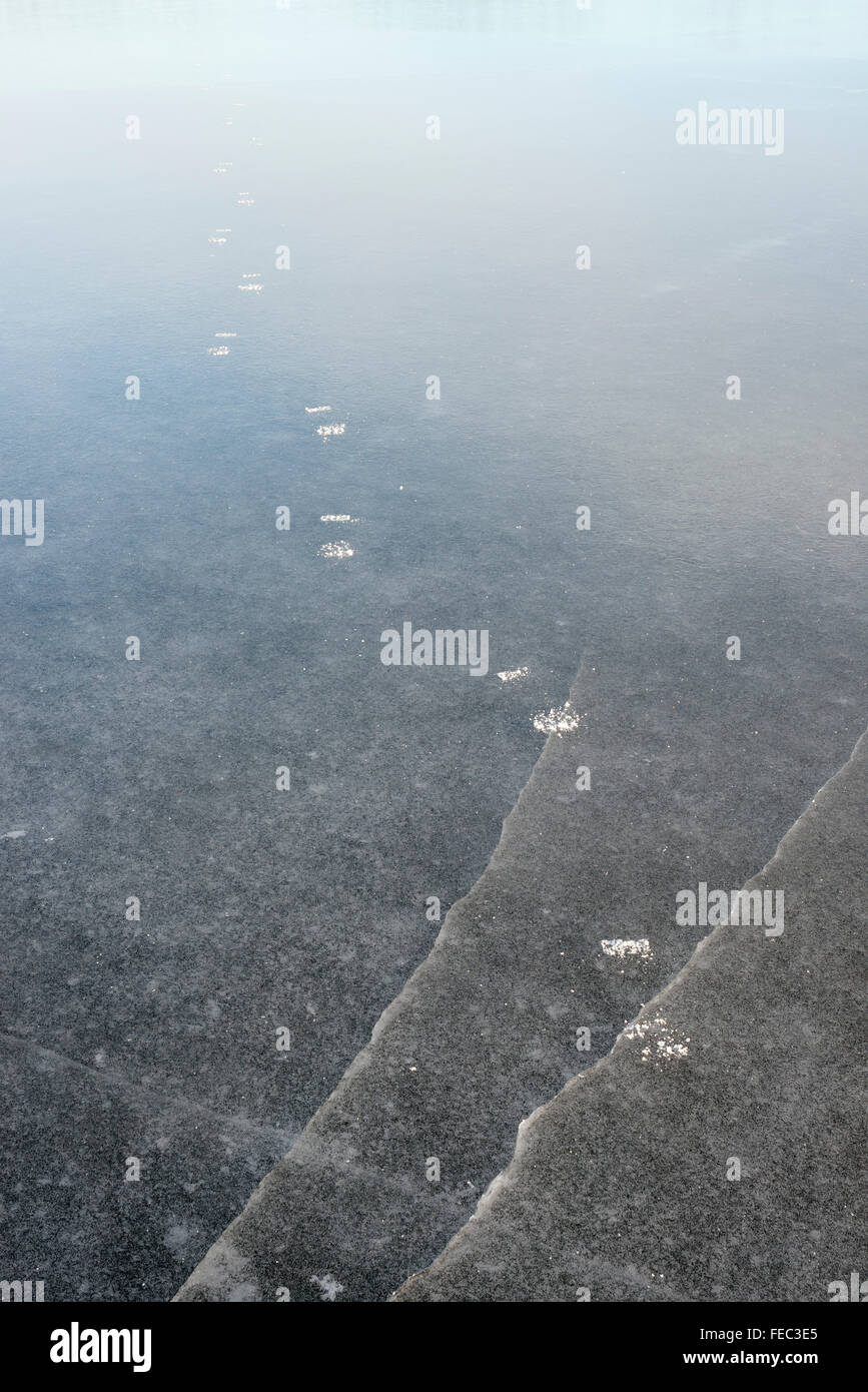 Patterns in ice Stock Photo - Alamy