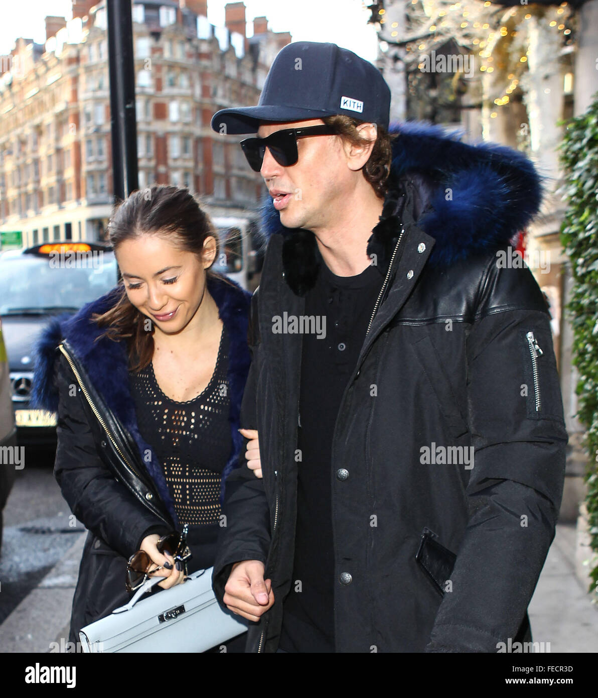 Jonathan Cheban leaves his London hotel and says goodbye to girlfriend ...