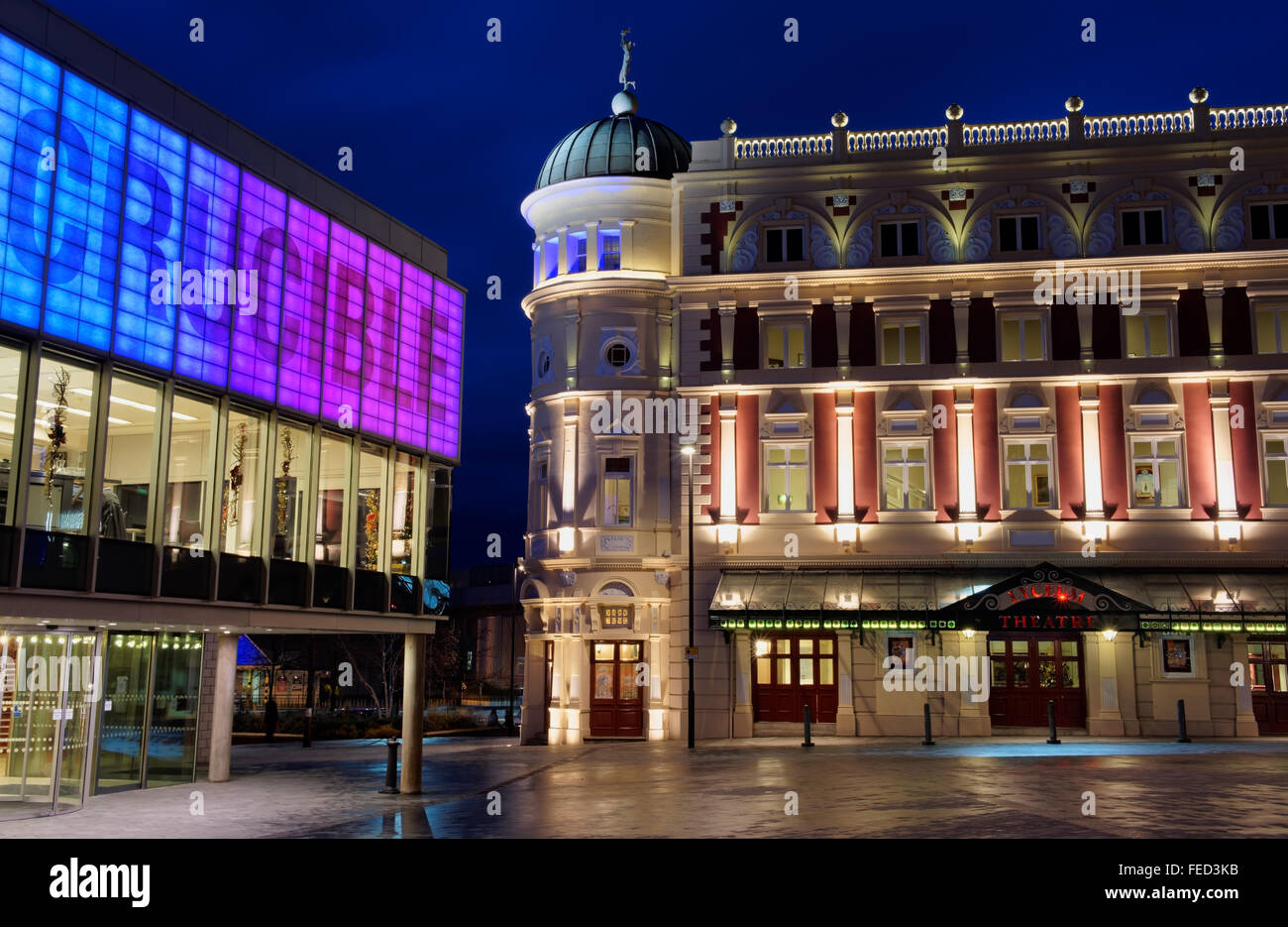 Crucible and Lyceum Theatres at Night,Sheffield,South Yorkshire Stock ...