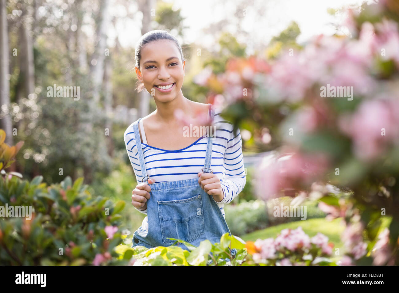 Beautiful happy smiling brunette hi-res stock photography and images ...