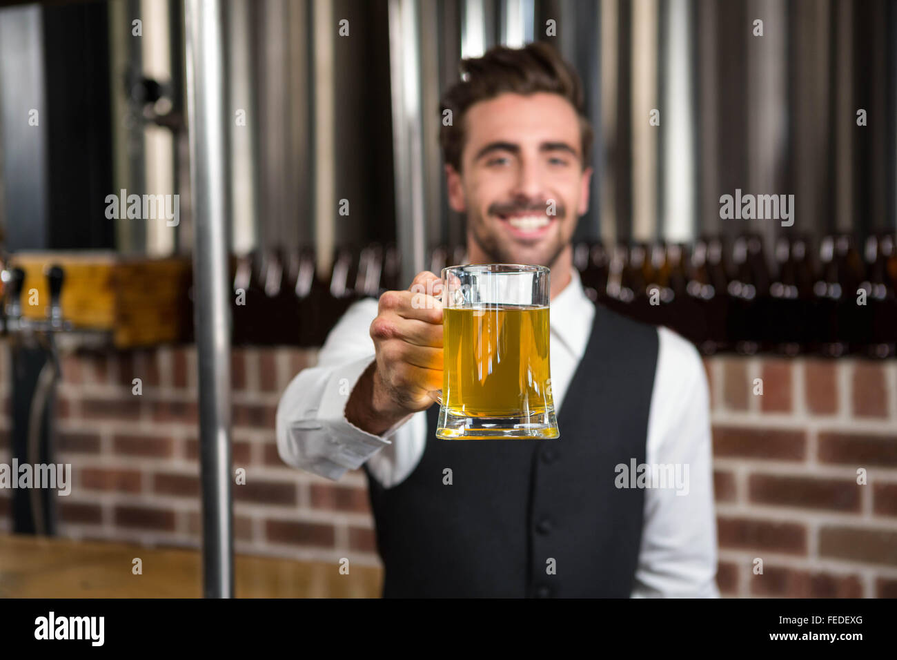 Holding a pint hi-res stock photography and images - Alamy