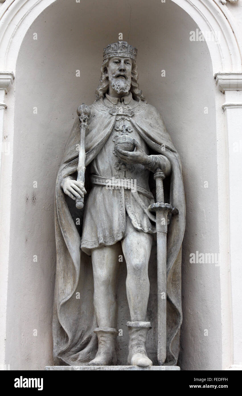 Crown of saint stephen hi-res stock photography and images - Alamy