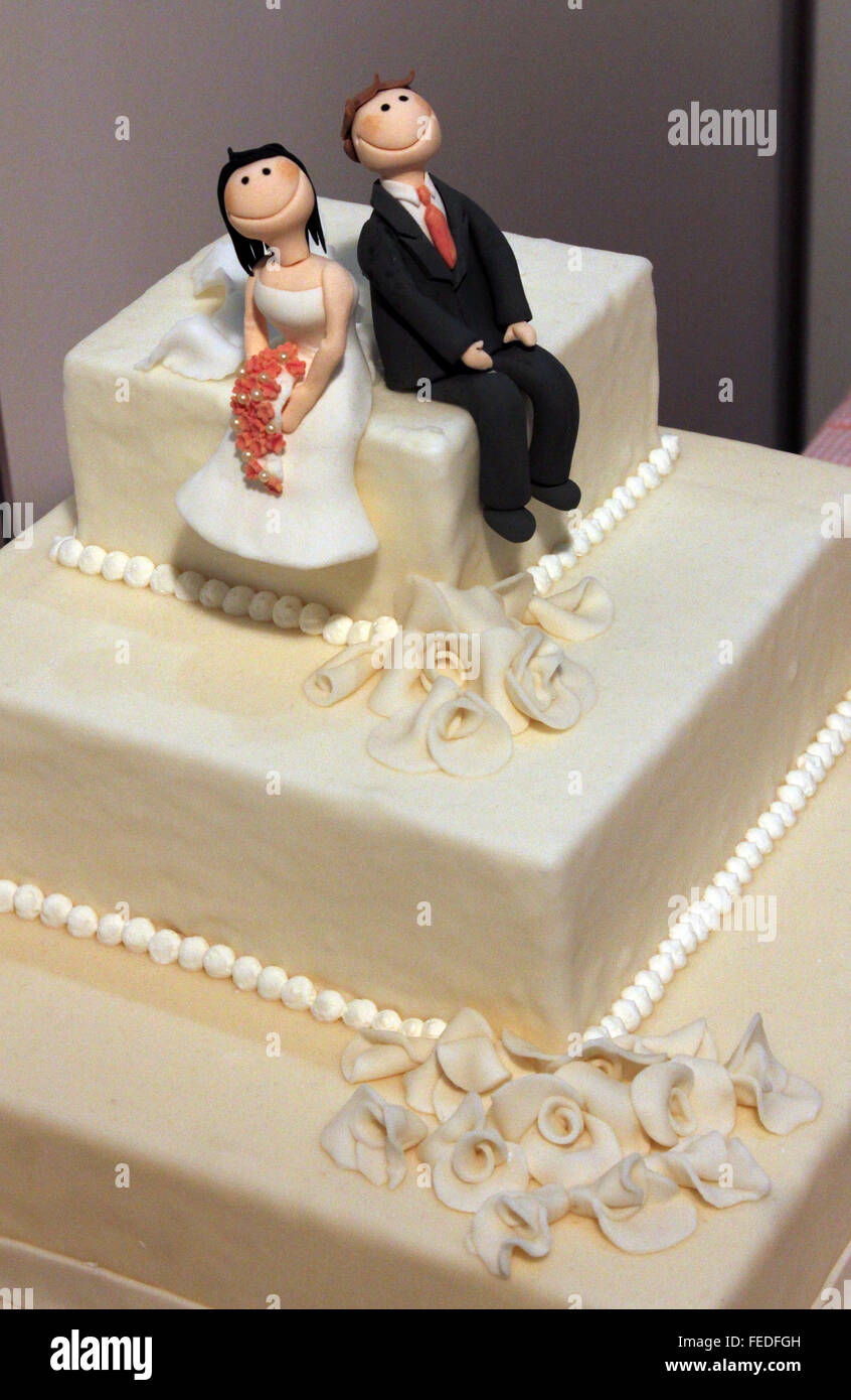 Delicious decorated wedding cake Stock Photo - Alamy