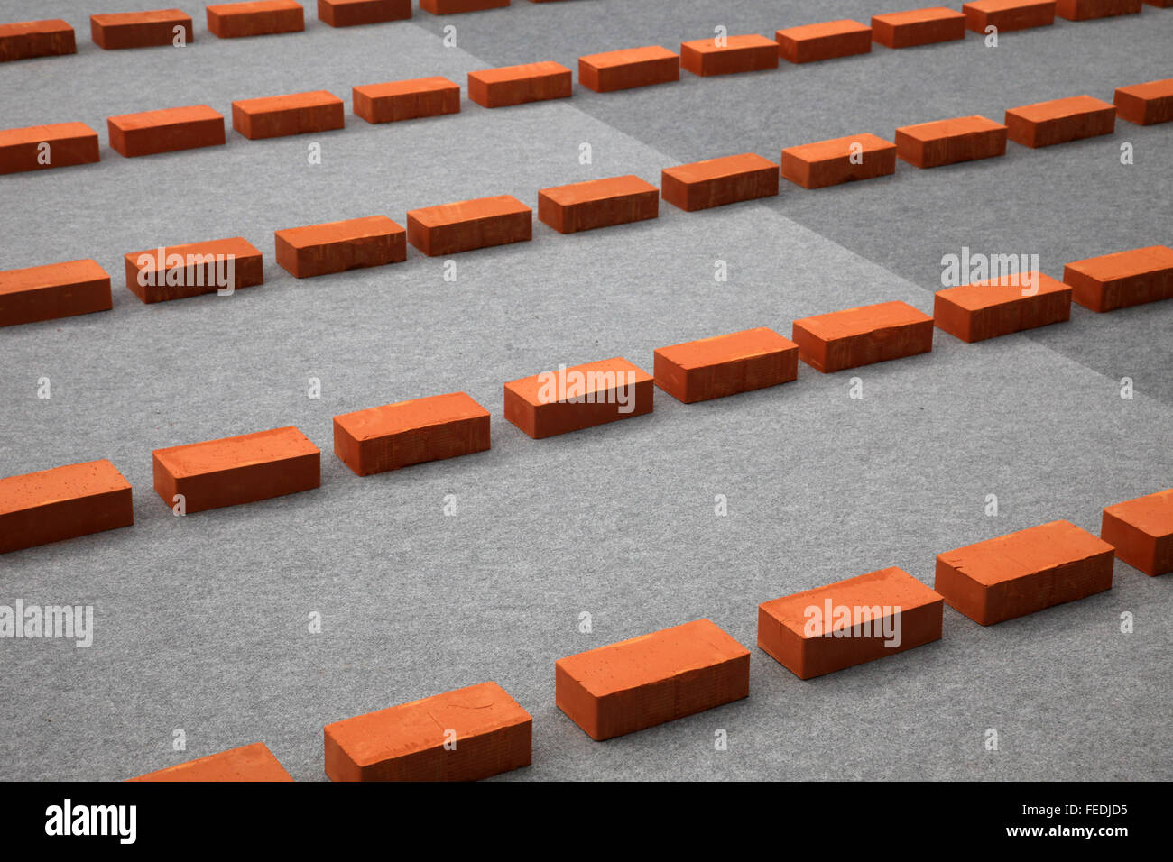 Lined red brick Stock Photo - Alamy