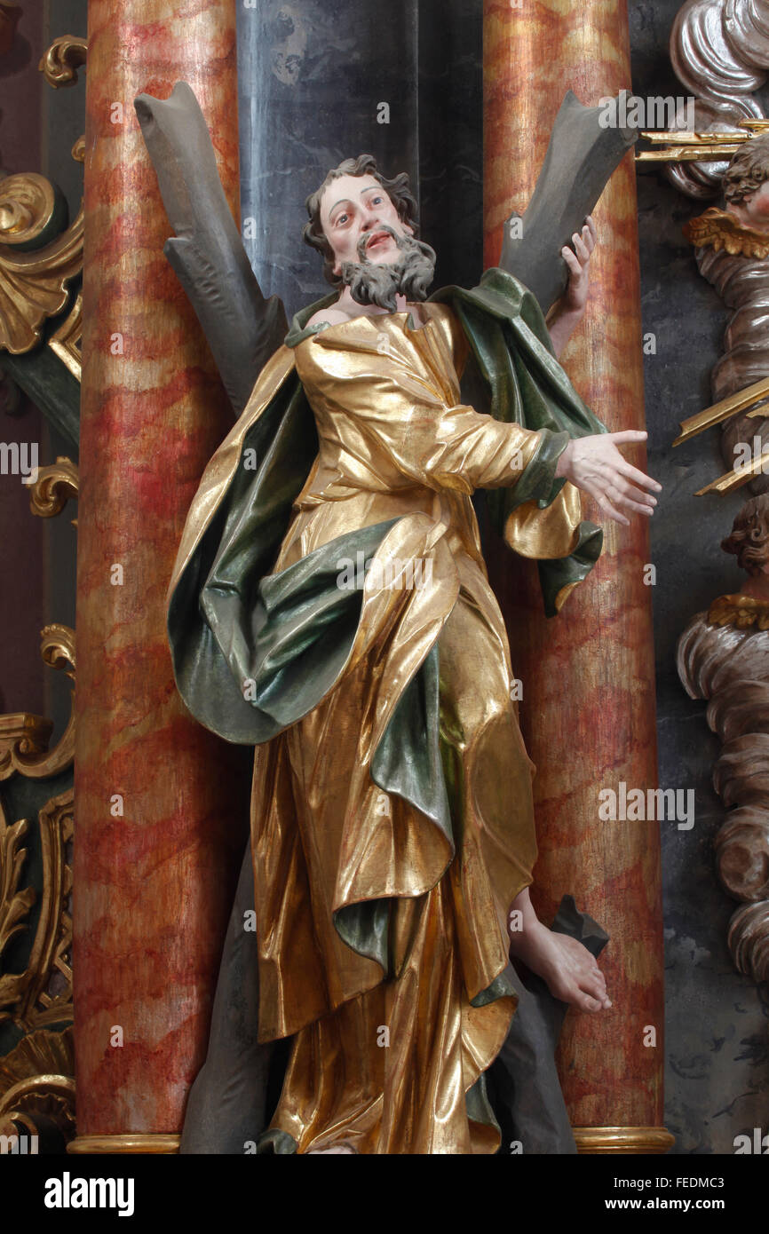 Sculpture of saint andrew hi-res stock photography and images - Alamy