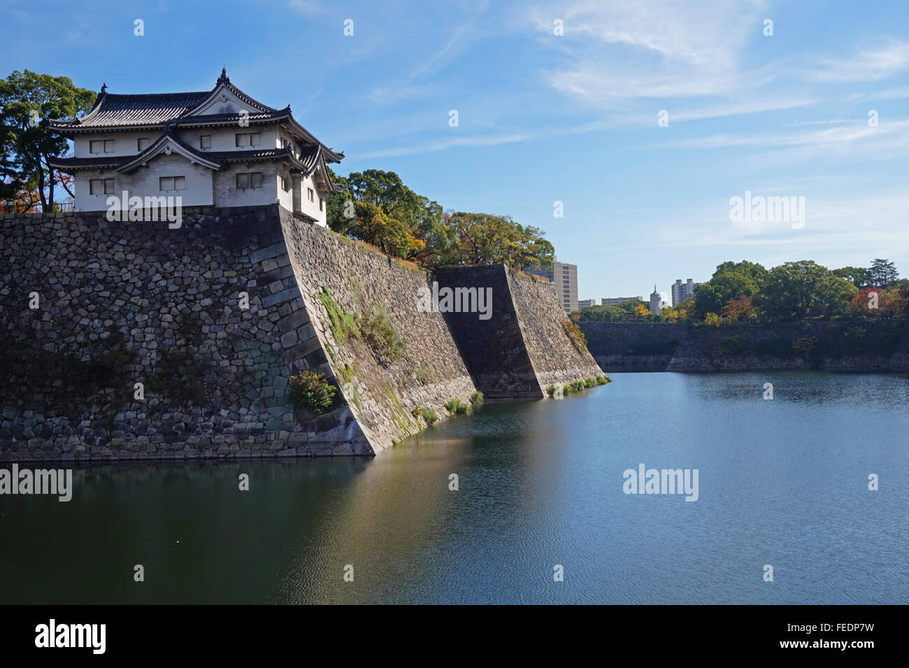 The moat and ramparts of Osaka-jo castle, Osaka, Japan Stock Photo - Alamy